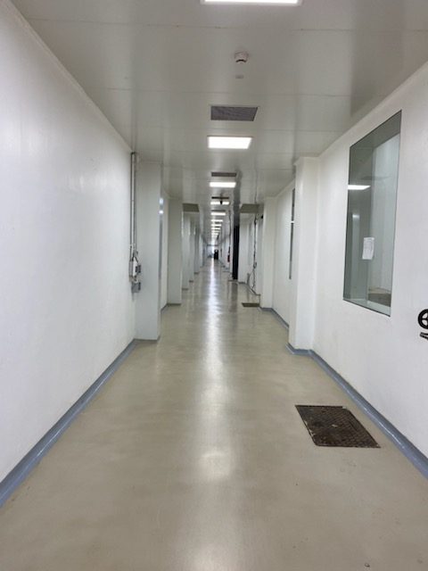 IMAGES - Ultra Clean Room System